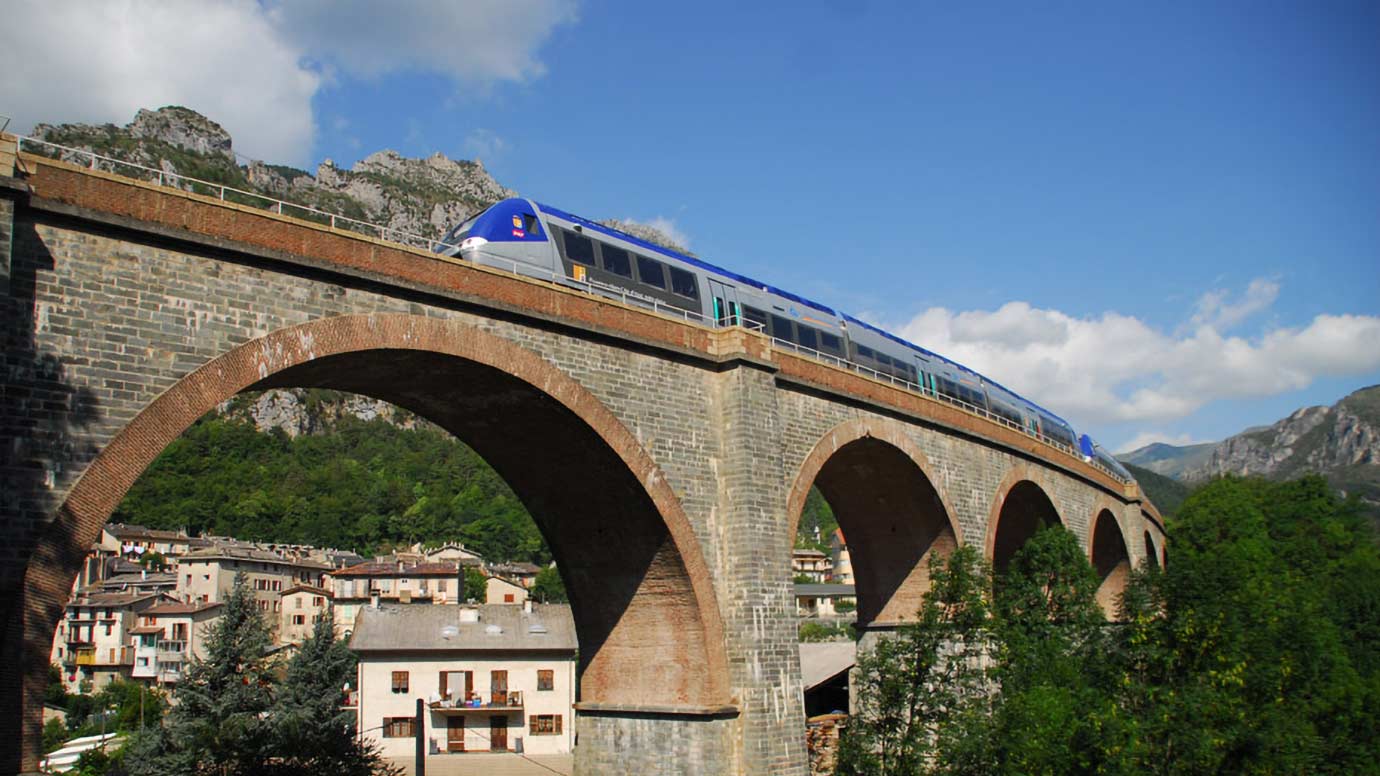 Great Scenic Rail Journeys - in southern France with Villa Hostels
