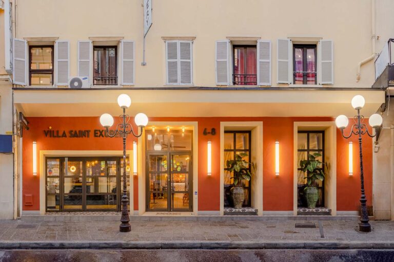 Photos and videos. What to see and do in Nice, France - Villa Hostels